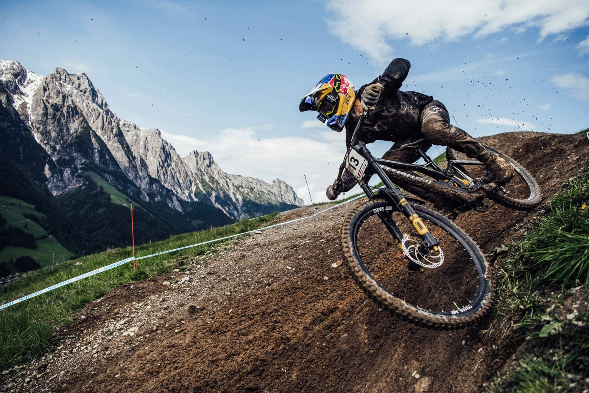 Wallpaper Downhill Bike Format